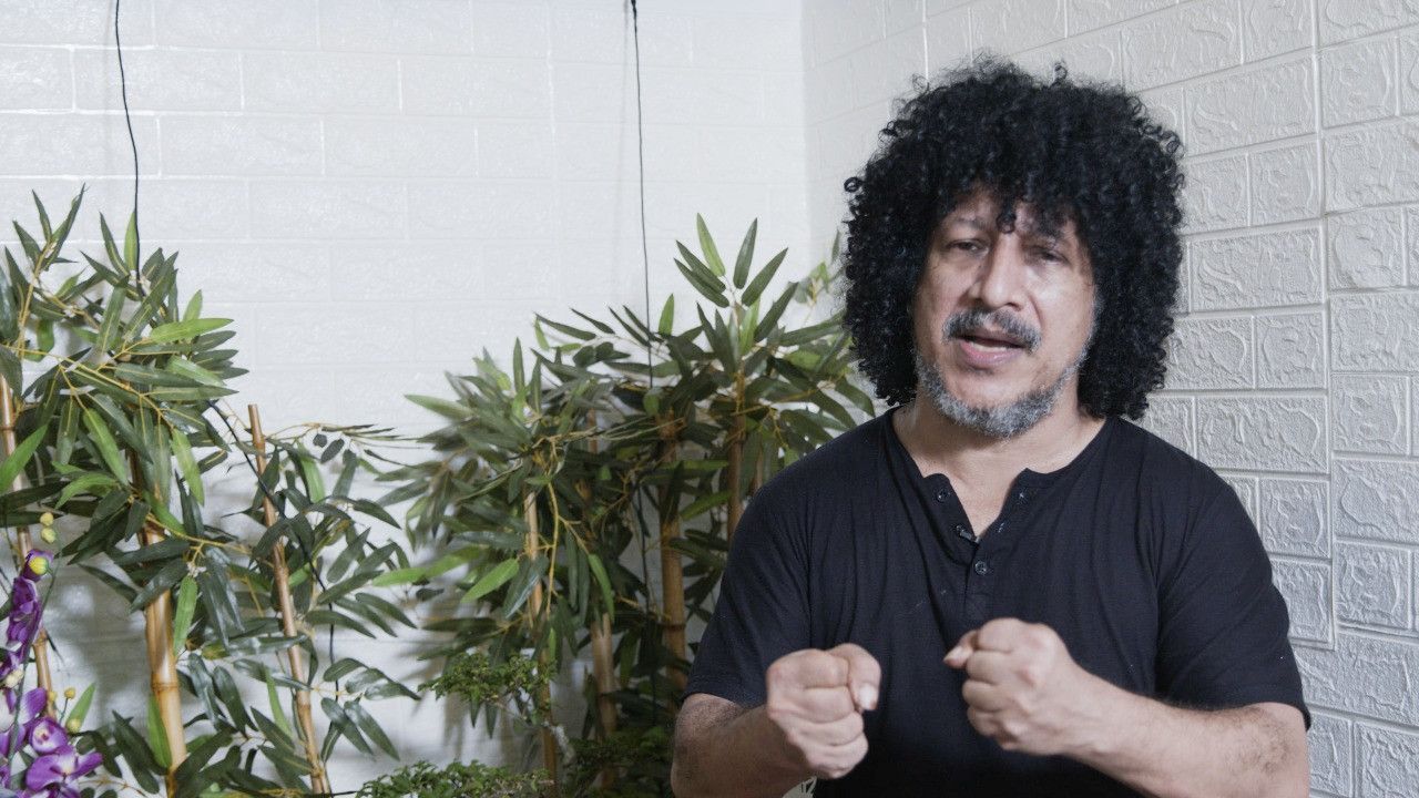 Kritik umat Islam yang berhaji, Zein Kribo: “Tuhan nggak parkir di Ka ...